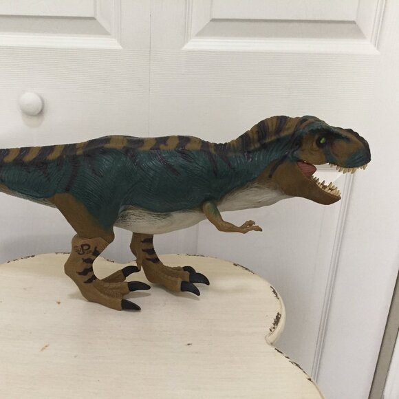 Jurassic Park | Toys | Vintage Jurassic Park Lost World Bull Trex Jp28 Dinosaur Figure Dino ...